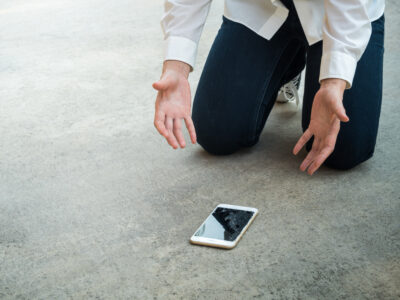 What Happens To Your Smartphone When You Drop It - Repair Services ...